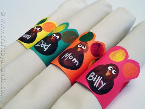 Fingerprint Turkey Napkin Rings: a great Thanksgiving kids craft