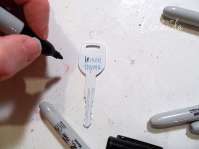 Recycled Key Garden Markers: an easy recycled craft for the garden!