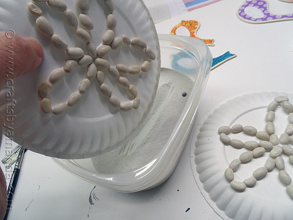 Paper Plate Sand Dollars - Crafts by Amanda