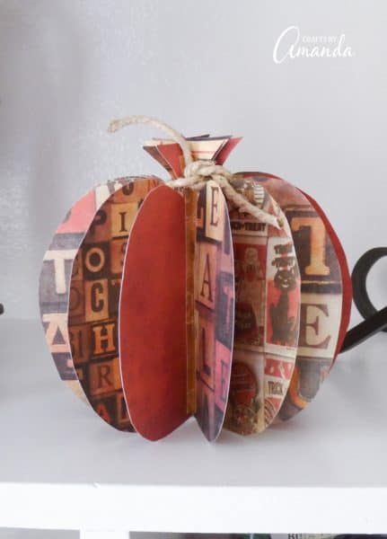 3D Paper Pumpkin: an easy fall decor craft idea to do with friends!