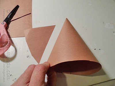Construction Paper Teepee Project: make this fun Thanksgiving craft!