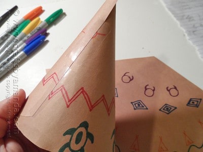 Construction Paper Teepee Project: make this fun Thanksgiving craft!