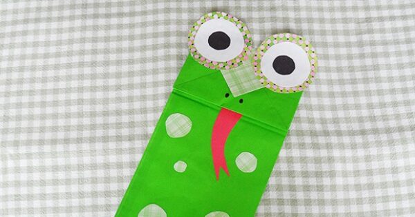 Paper Bag Frog Puppet - Crafts by Amanda