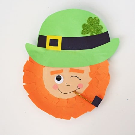 Winking Paper Plate Leprechaun - Crafts by Amanda