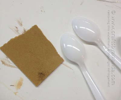 Plastic Spoon Bugs: a fun and colorful insect craft for kids