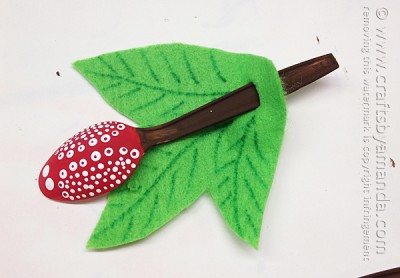 Plastic Spoon Bugs: a fun and colorful insect craft for kids