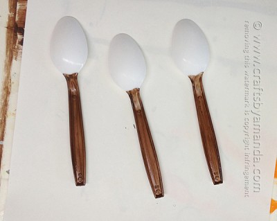 Plastic Spoon Bugs: a fun and colorful insect craft for kids