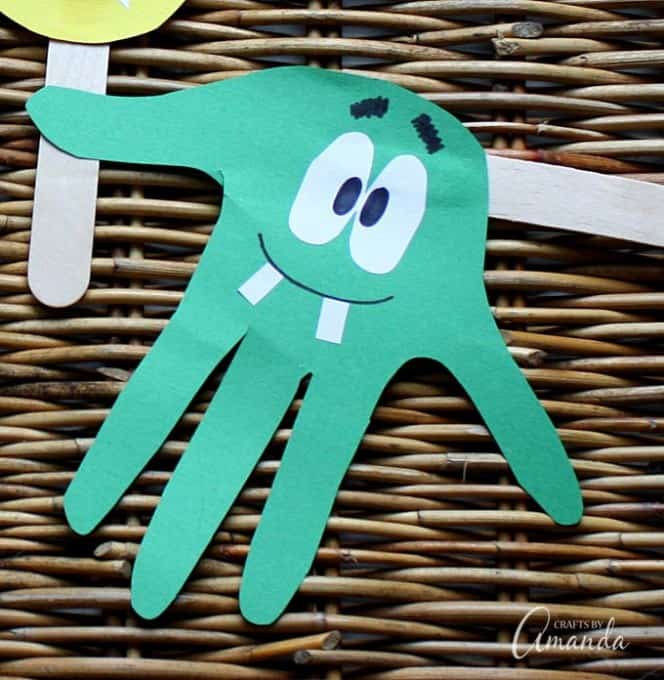 Handprint Puppets for Halloween: Ghoulish fun for kids