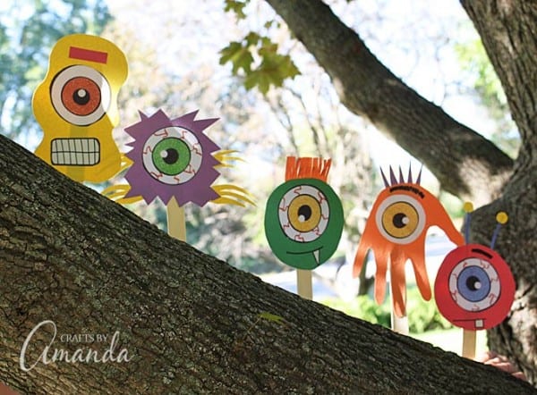 Popsicle Stick Monsters: fun craft stick puppets