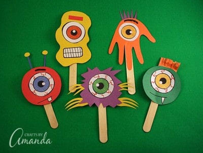 Popsicle Stick Monsters: fun craft stick puppets