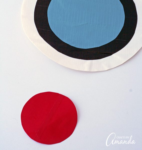 Bullseye Costume: use duct tape for a creative Halloween costume