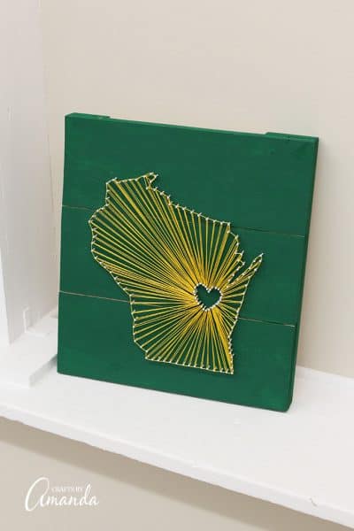 State String Art: Wisconsin Green Bay Packer fans will enjoy this one!
