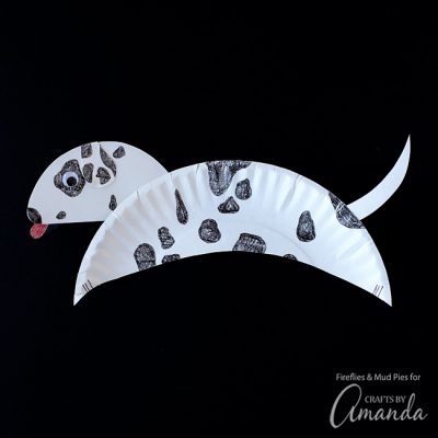 Paper Plate Dalmatian: making a fun and easy paper plate craft