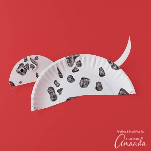 Paper Plate Dalmatian: making a fun and easy paper plate craft