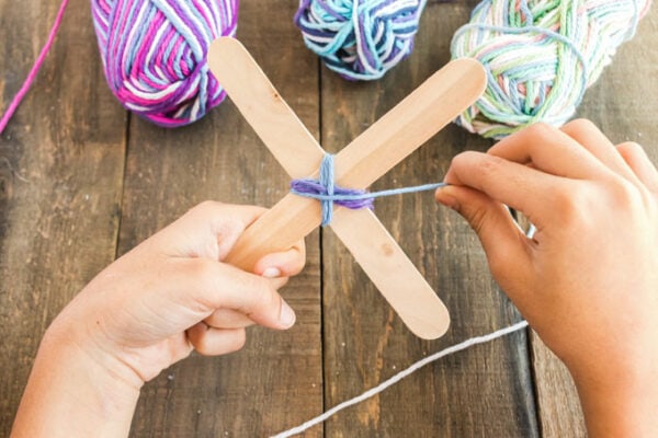 God's Eye Tutorial - Crafts by Amanda - Camp Crafts