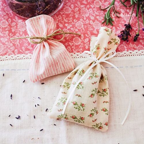 Herbal Sachets: How to make an herbal sachet for your drawer