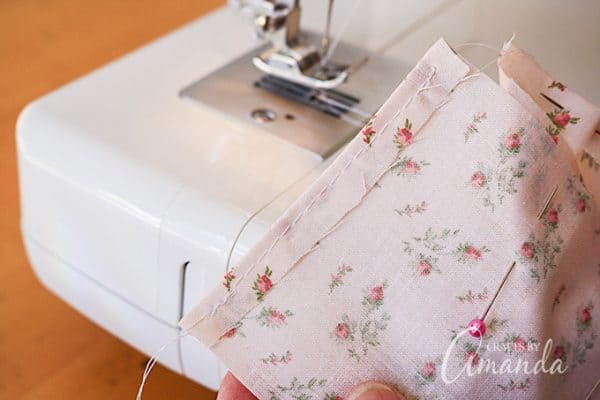 Herbal Sachets: How to make an herbal sachet for your drawer