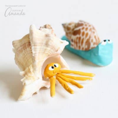 Sea Shell Creatures: an easy and adorable beach craft!