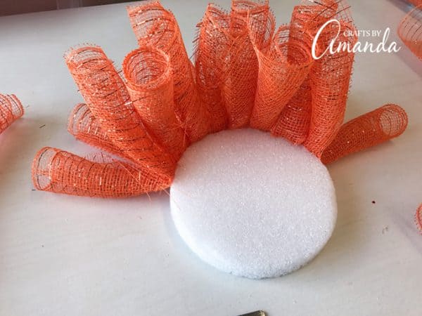 Deco Mesh Pumpkin Wreath - Crafts by Amanda
