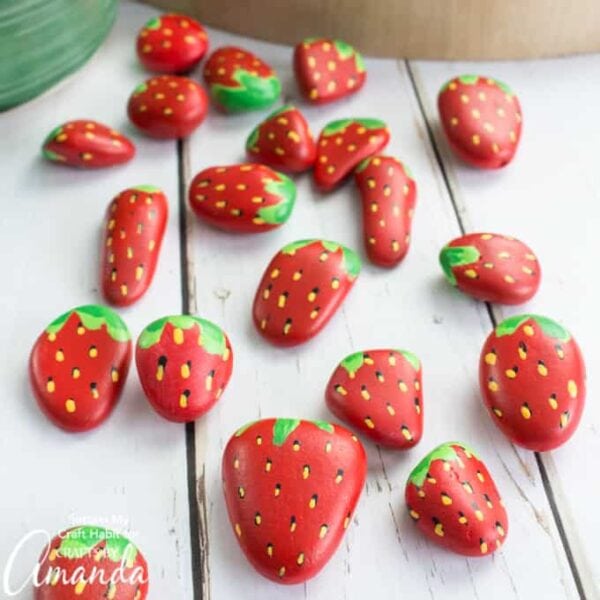 Strawberry Painted Rocks - Crafts by Amanda - Summer Crafts