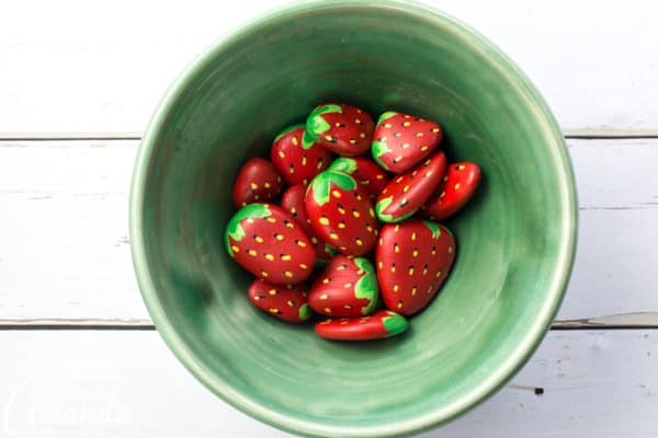 Strawberry Painted Rocks - Crafts by Amanda - Summer Crafts