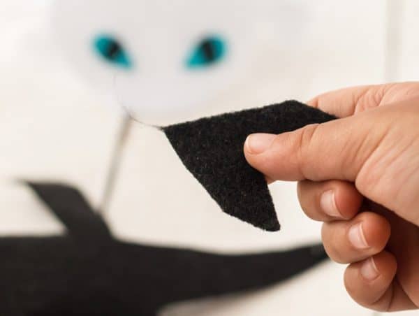 Dragon Finger Puppets: How to Train Your Dragon