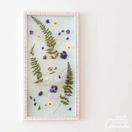 Pressed Flower Art - how to press flowers - Crafts by Amanda