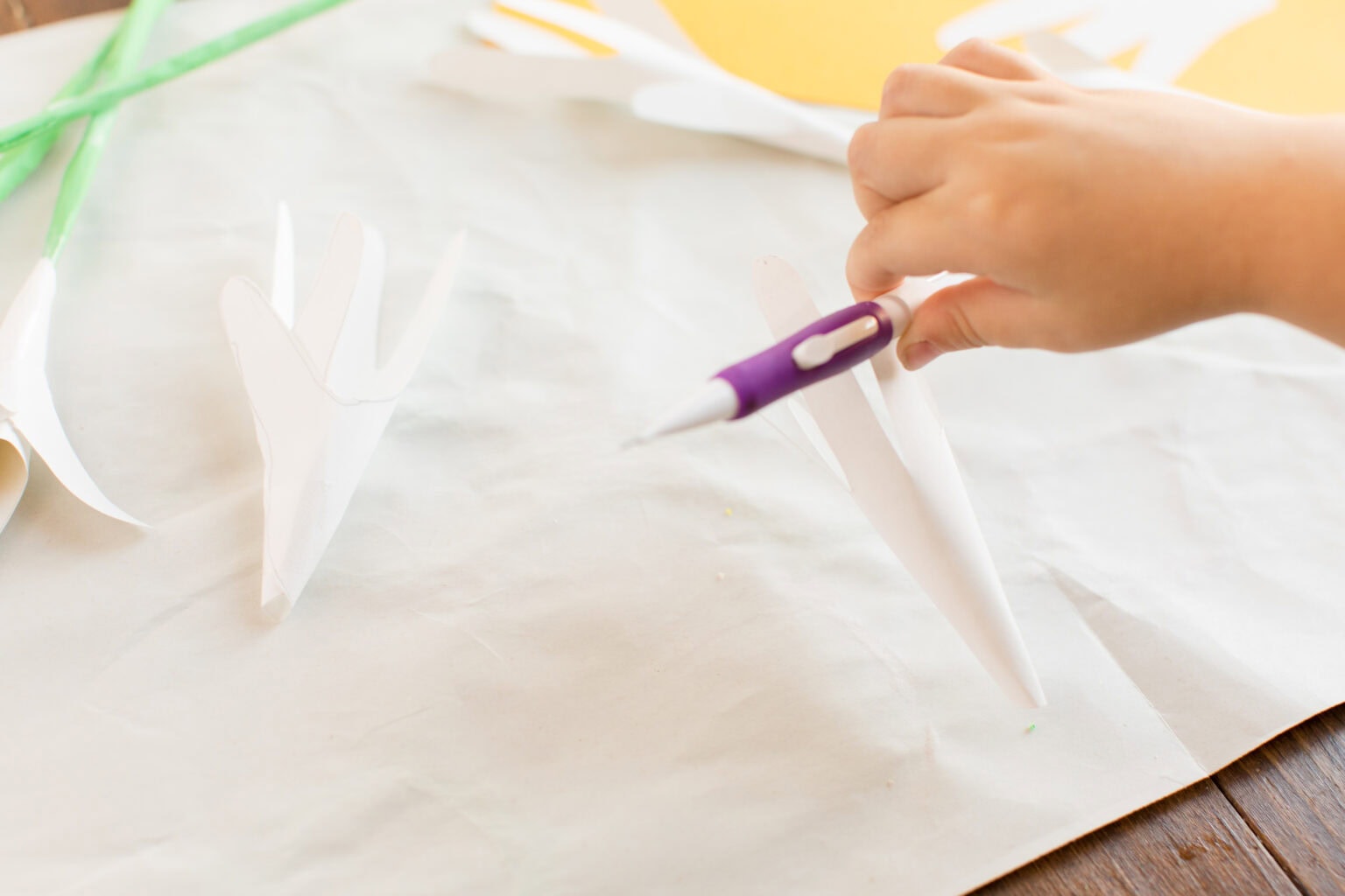 Handprint Easter Lily Tutorial - Crafts by Amanda - Easter Crafts