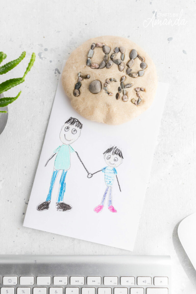 Dad Rocks Paperweight - Crafts by Amanda - Father's Day Crafts