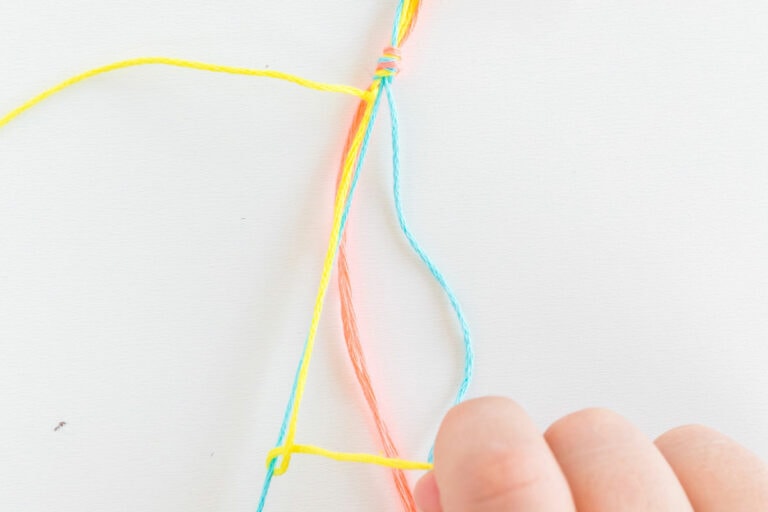 How To Make Friendship Bracelets - Crafts by Amanda - Wearable Crafts