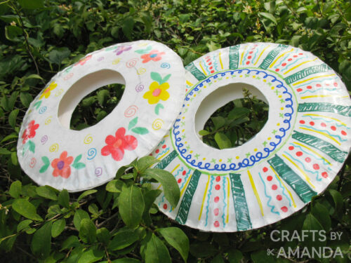 Paper Plate Frisbees - Crafts by Amanda - Paper Plate Crafts for Kids
