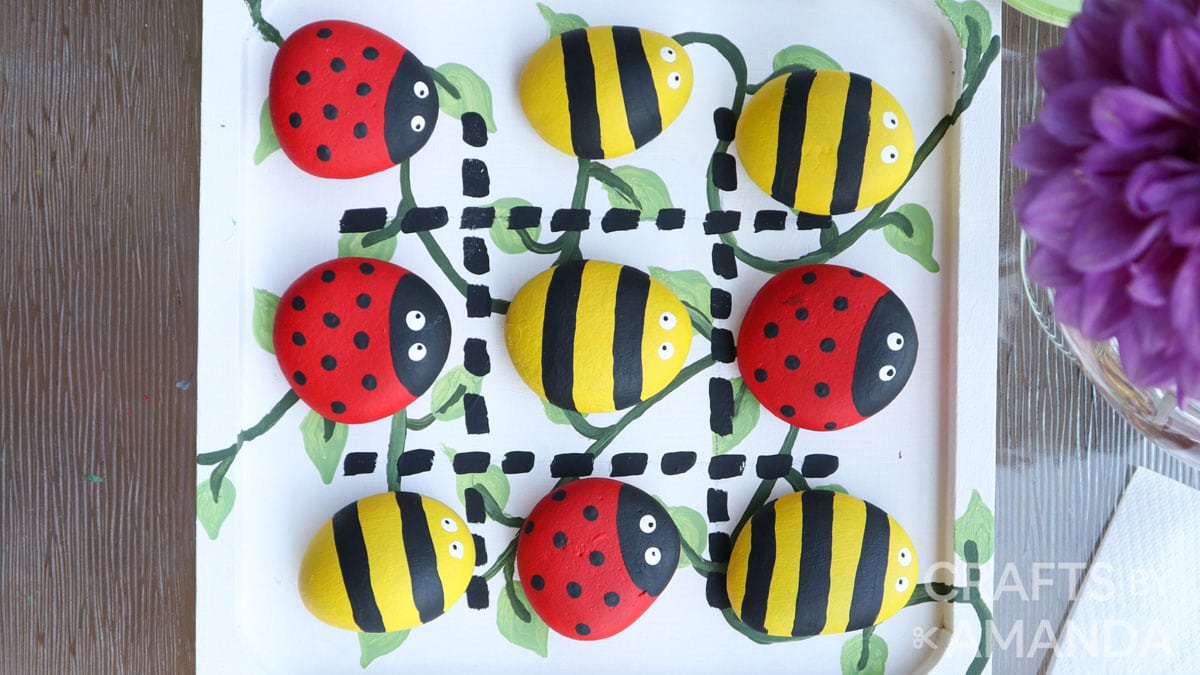 Ladybug Tic Tac Toe Game - Crafts by Amanda