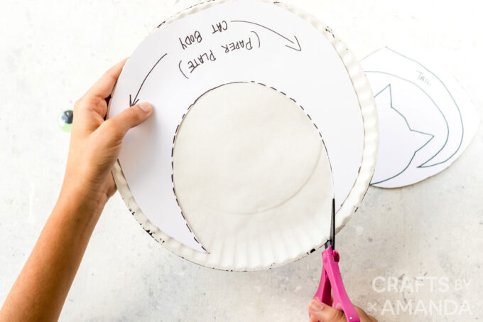 Paper Plate Black Cat - Crafts by Amanda - Paper Plate Crafts for Kids