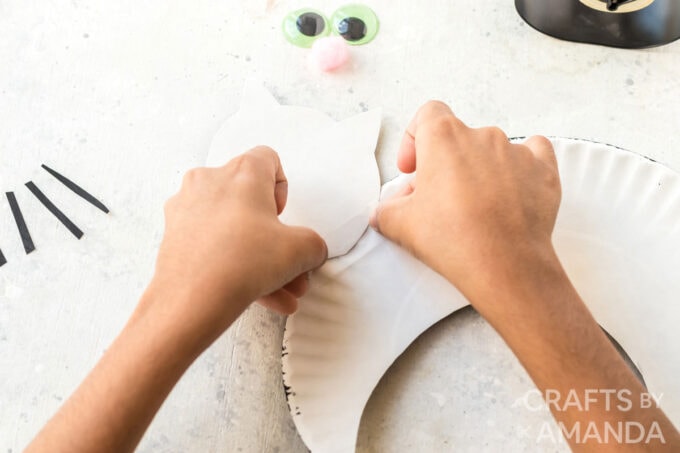 Paper Plate Black Cat - Crafts by Amanda - Paper Plate Crafts for Kids