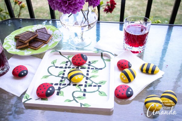Ladybug Tic Tac Toe Game - Crafts by Amanda