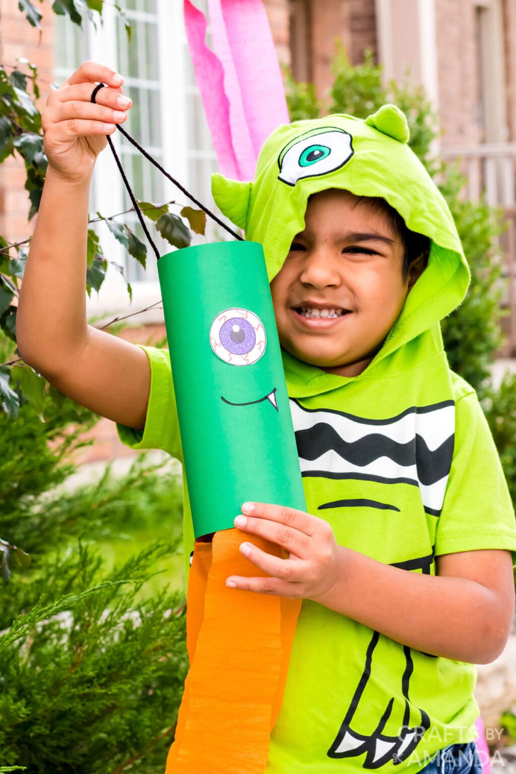 Monster Windsocks - Crafts by Amanda - Halloween Crafts