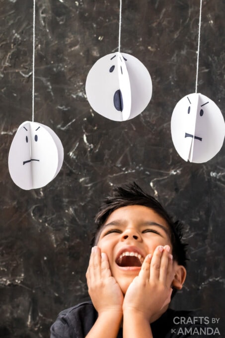 Twirling Paper Ghosts - Crafts by Amanda - Halloween Crafts