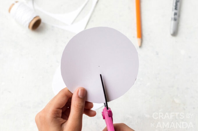 Twirling Paper Ghosts - Crafts by Amanda - Halloween Crafts