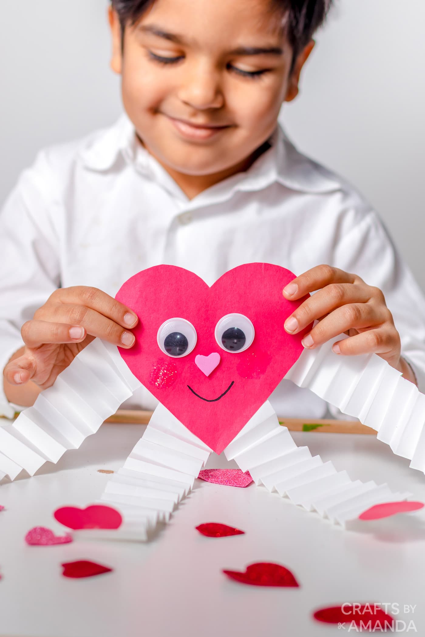 Valentine Hugs - Crafts by Amanda - Valentine's Day Crafts