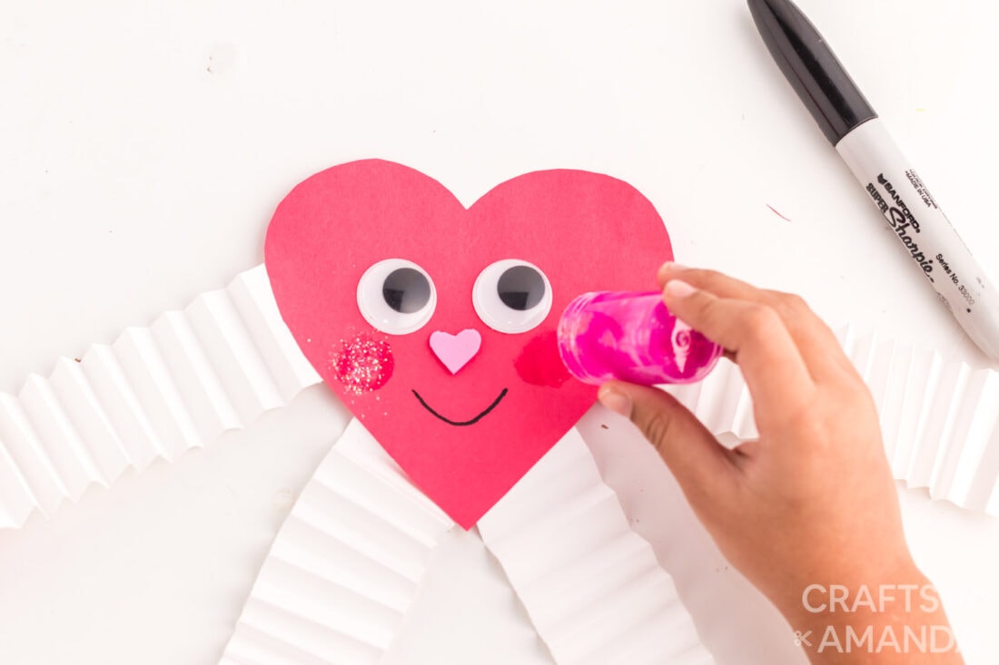 Valentine Hugs - Crafts by Amanda - Valentine's Day Crafts