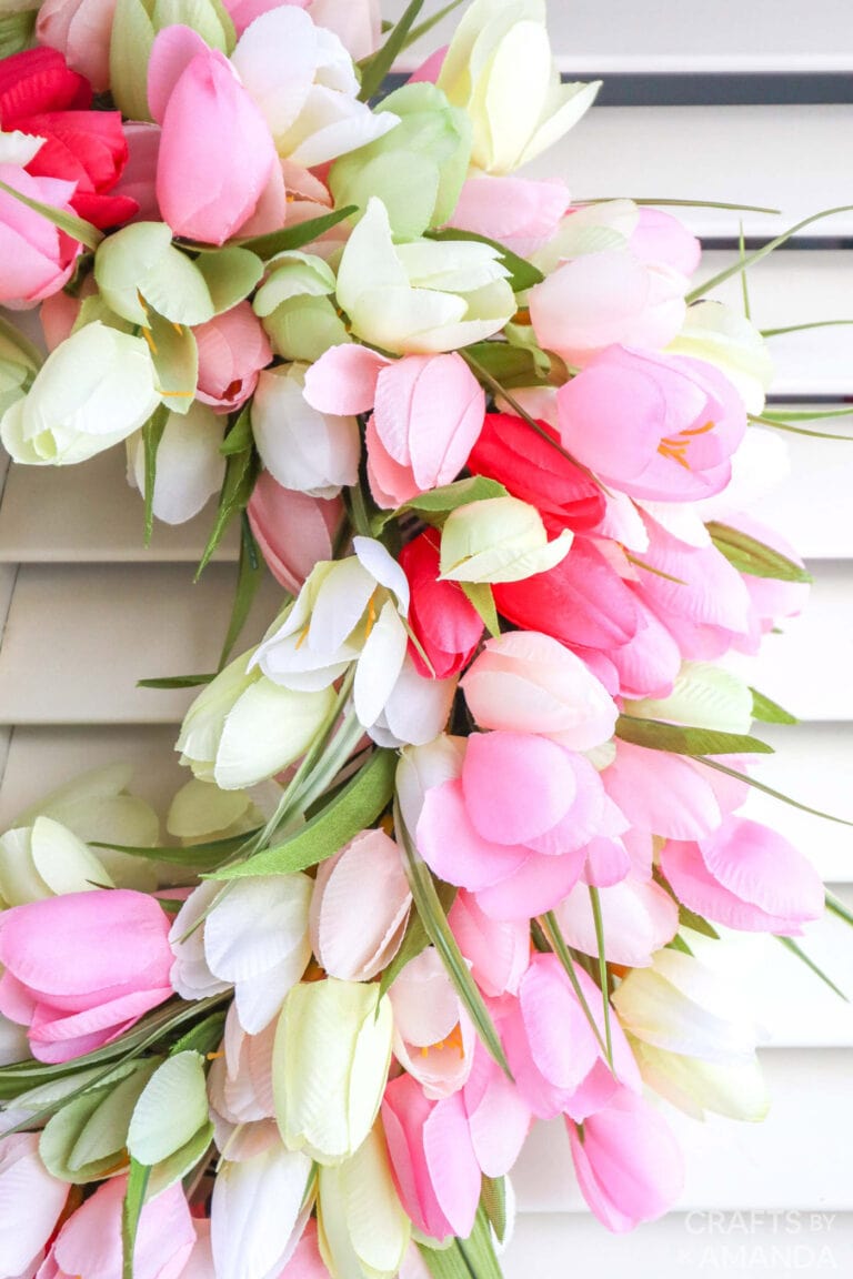 Tulip Wreath - Crafts by Amanda - Wreath Projects