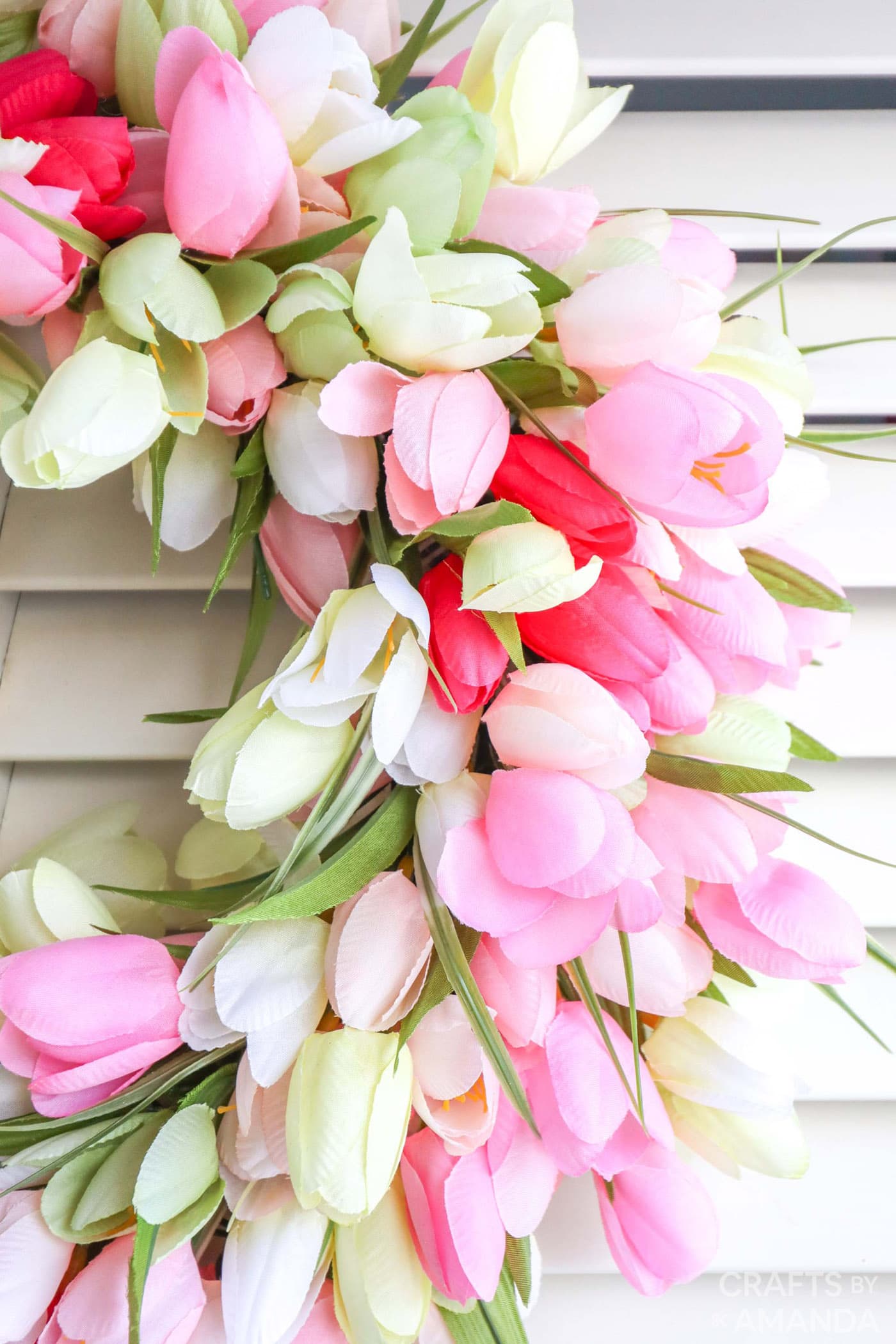 Tulip Wreath - Crafts by Amanda - Wreath Projects