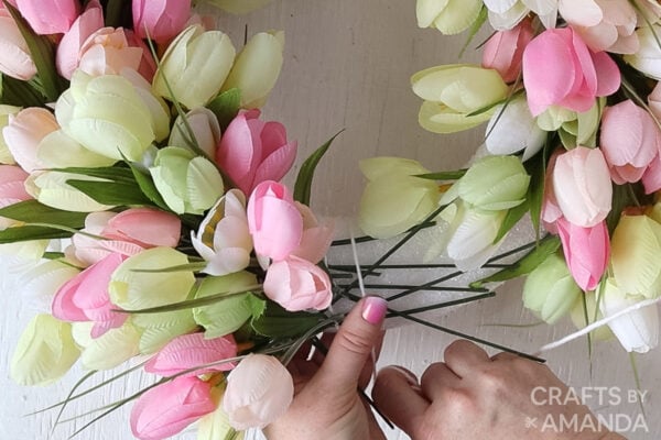 Tulip Wreath - Crafts by Amanda - Wreath Projects