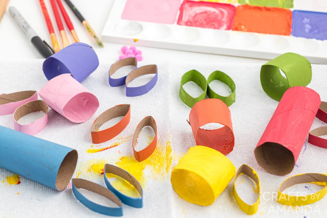 Cardboard Tube Bunny Rabbit Family - Crafts by Amanda