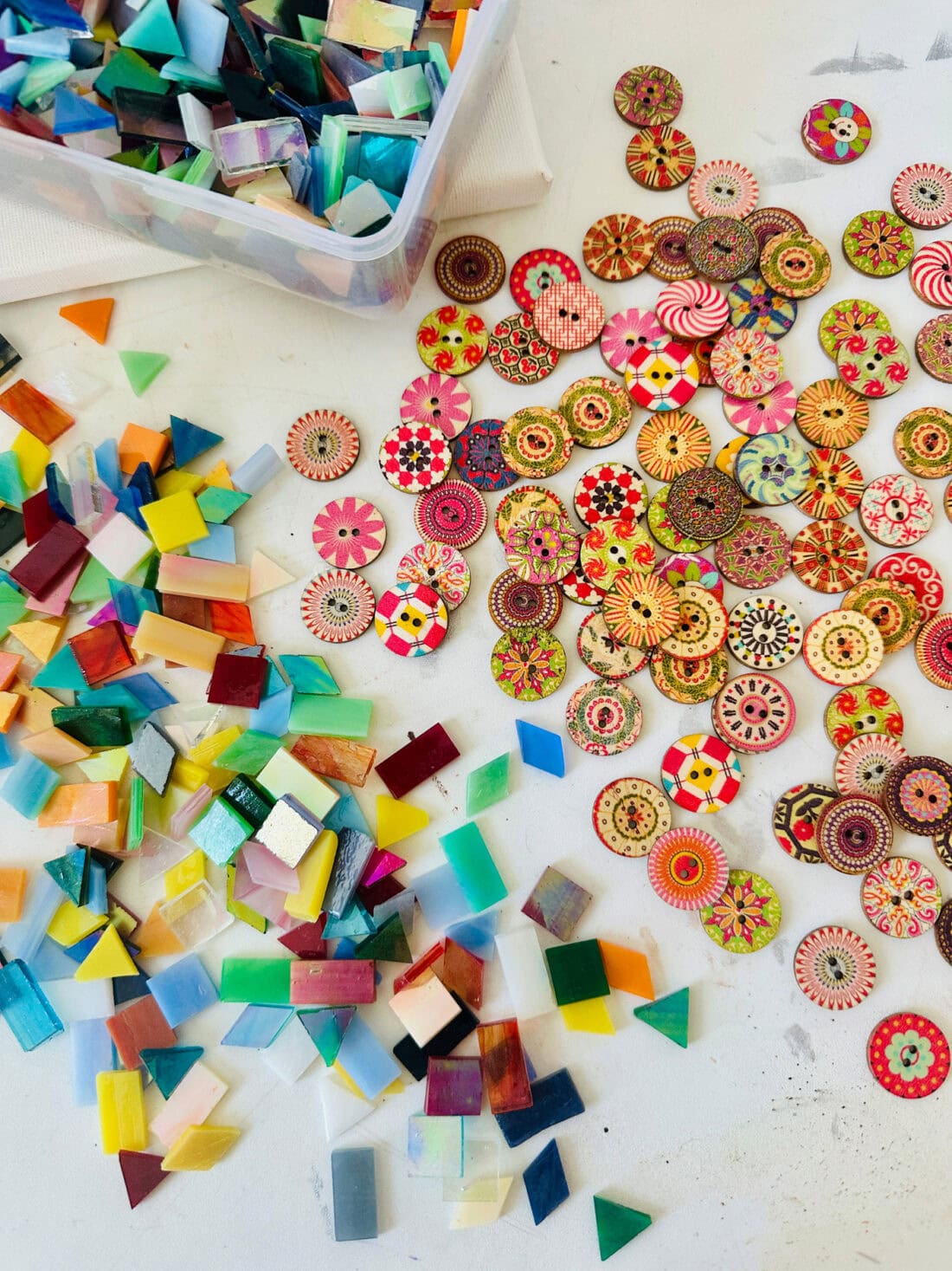 Mosaic Flower Pot - Crafts by Amanda